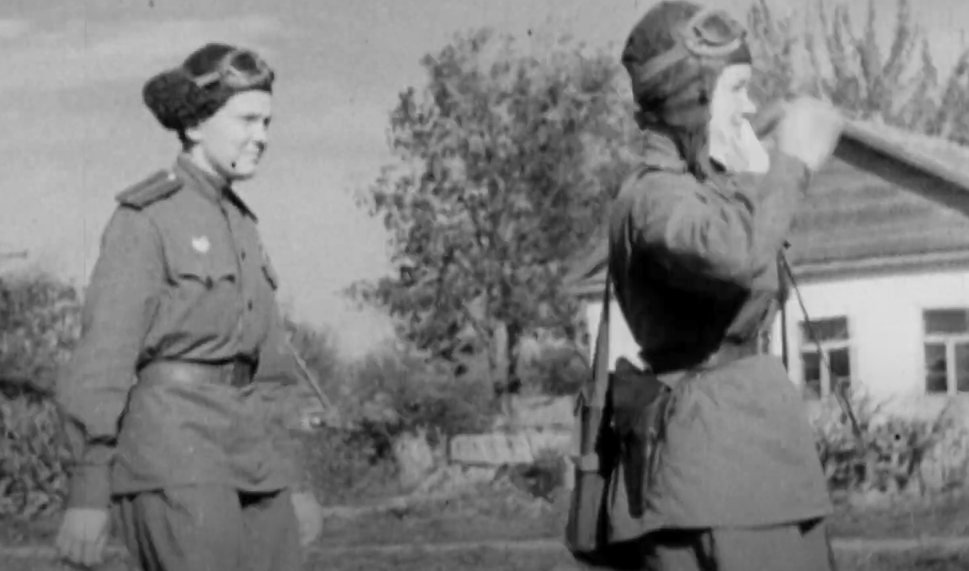 The Incredible Story Of The “Night Witches”, The Forgotten Flying Aces ...