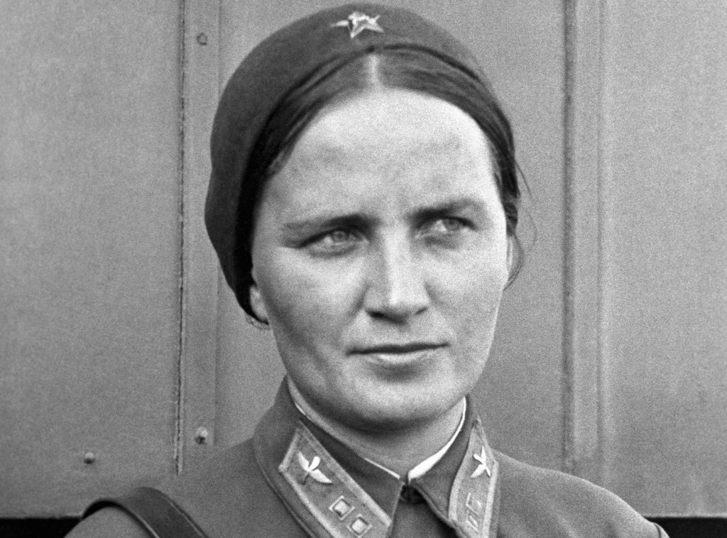 The Incredible Story Of The “Night Witches”, The Forgotten Flying Aces ...