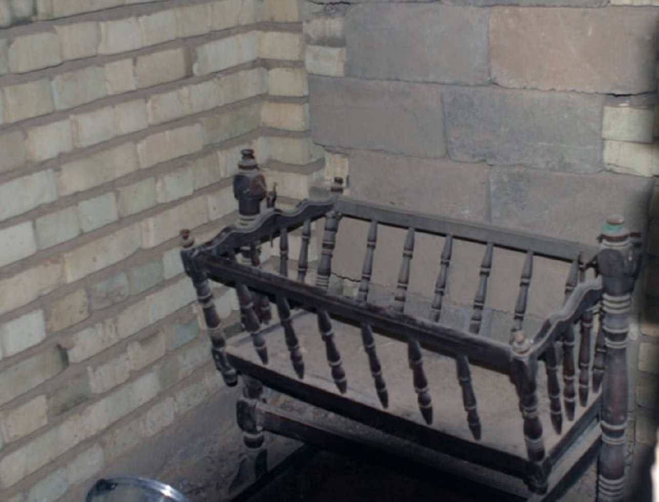 The Extraordinary Life Of The Three-Legged Man