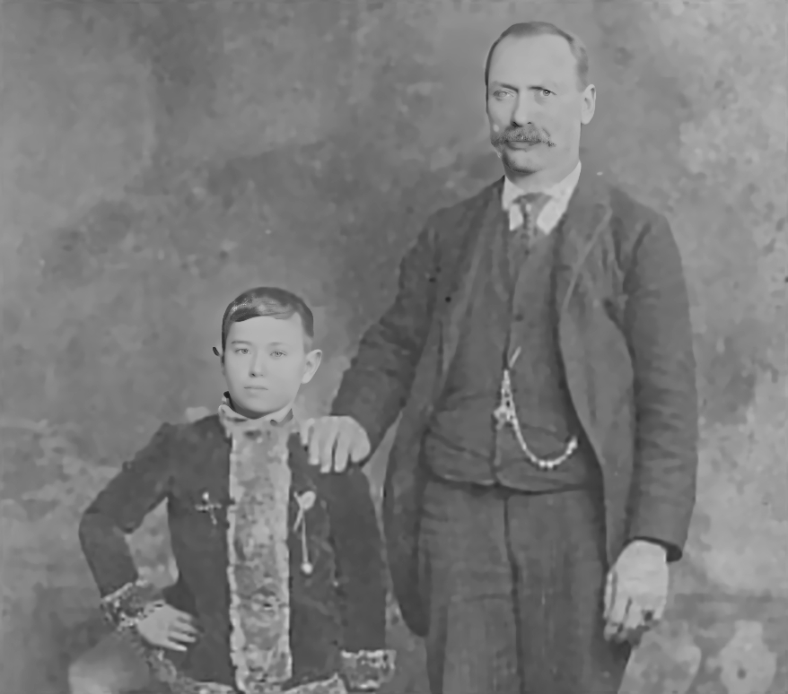 The Extraordinary Life Of The Three-Legged Man