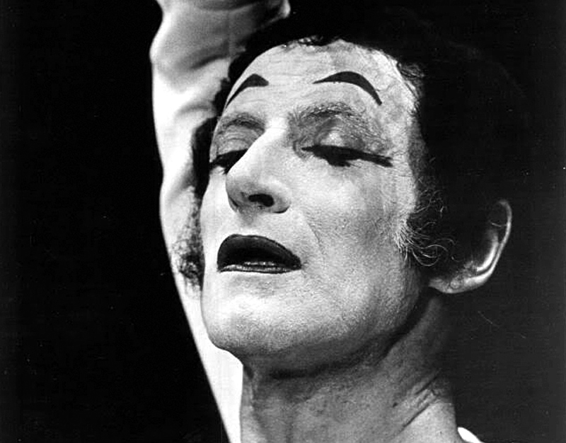 The Mime Who Rescued Children During WWII